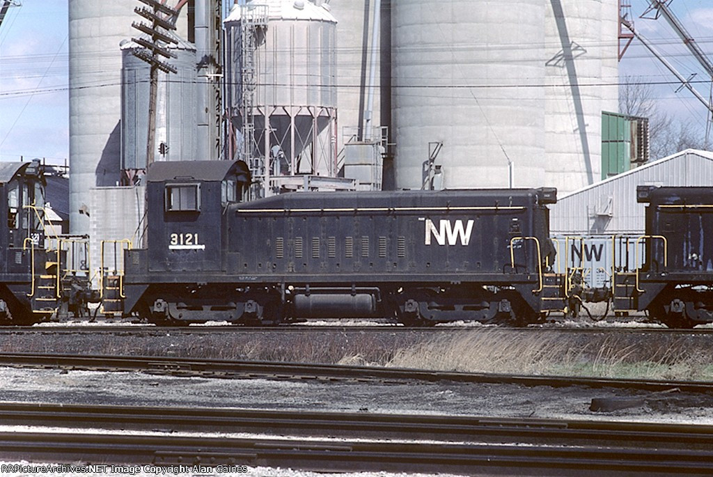 N&W SW8 3121